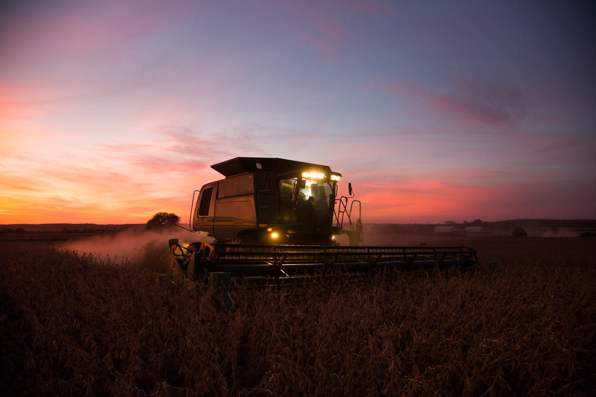 custer-farms-soybean-harvest-sunset-john-deere-combine | Exclusive ...
